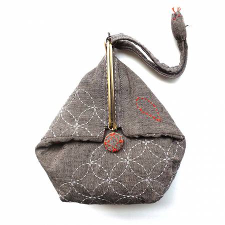 Pung med sashiko og glidespænde - brun - kit – Blossom Quilt